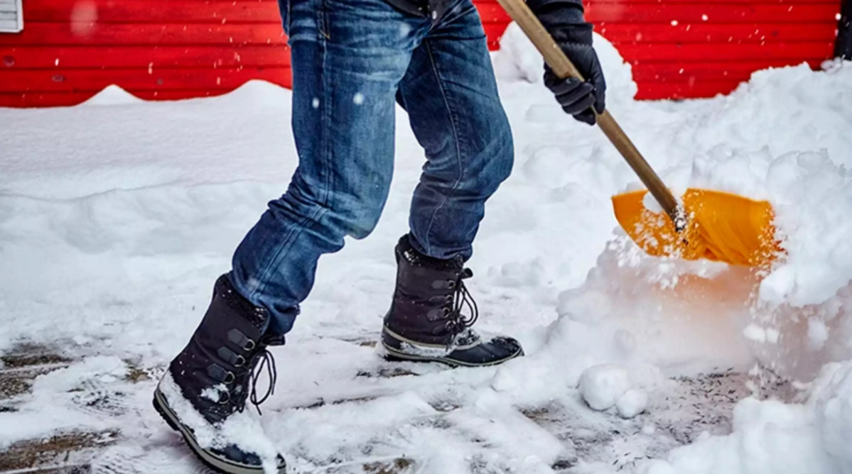 Get the Scoop on Shoveling Safety - Kansas